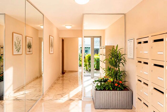 Saint-Maur-des-Fossés, Adamville : Appartement 3 pièces à vendre