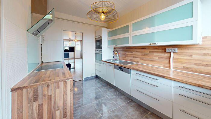 Appartement à vendre - Saint-Étienne, La Métare, Le Portail Rouge, Fauriel, Villeboeuf - 4 pièces - 4 chambres