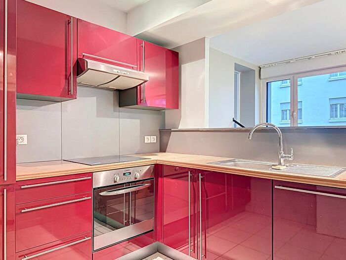 Appartement à louer - Clermont-Ferrand, Vallières, Sallins, Poncillon - 3 pièces - 2 chambres