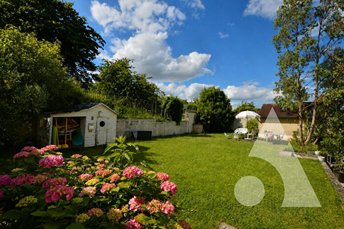 Villiers-Adam - Maison 6 pièces à vendre