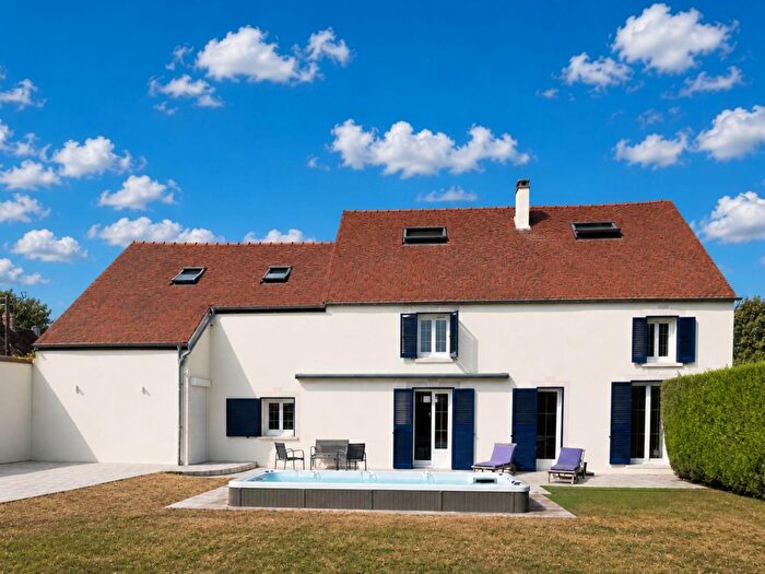 Maison 8 pièces à vendre - La Houssaye-en-Brie