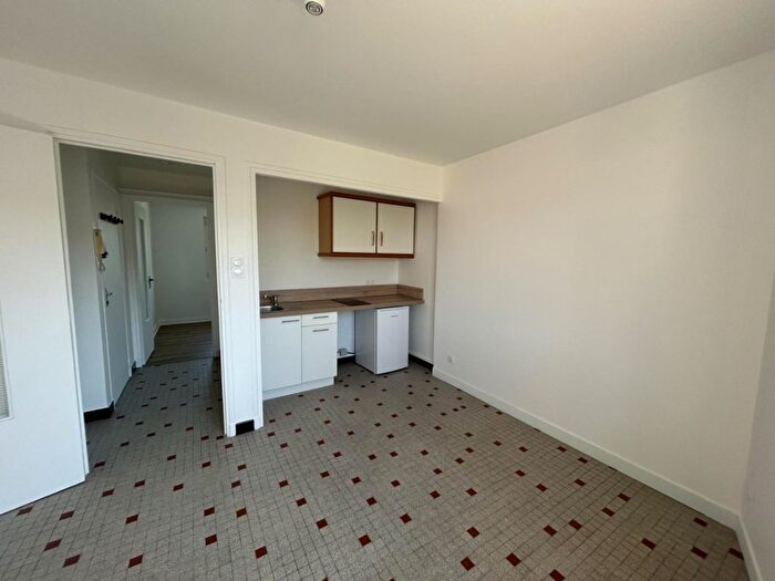 Appartement 1 pièce à louer - Montbrison, Centre-ville