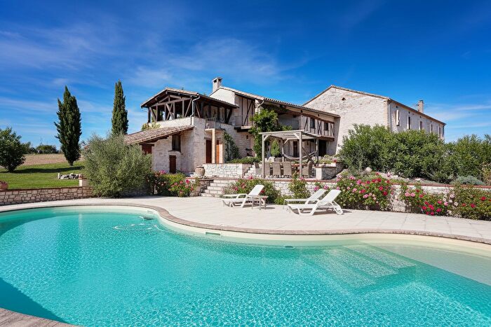 Maison 10 pièces à vendre - Castelnau-de-Montmiral