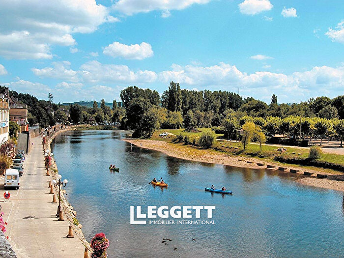 Maison à vendre - Le Bugue - 7 pièces - 6 chambres