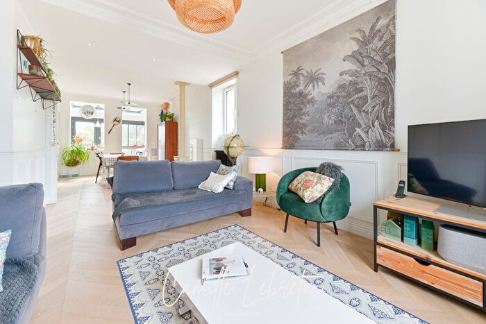 Maison à vendre - Clisson - 5 pièces - 3 chambres