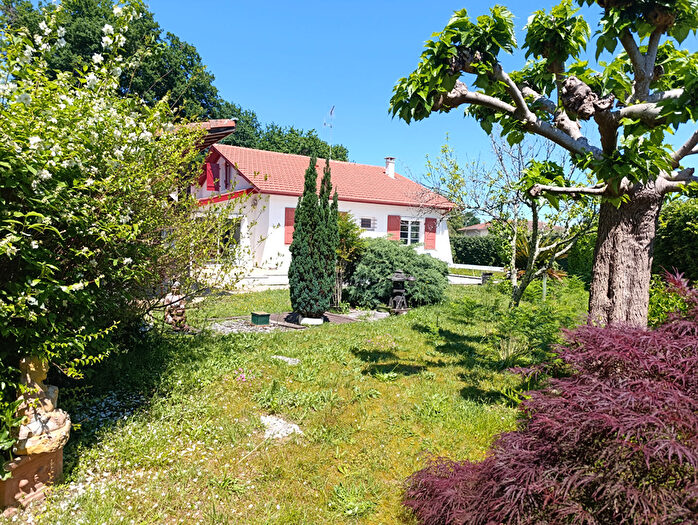 Maison 7 pièces à Boucau, à vendre