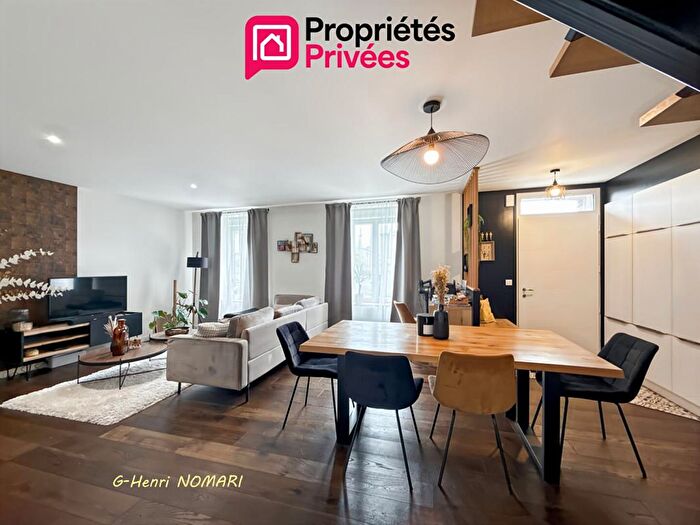Maison à vendre - Châteaubriant, Centre-ville, Gare - 5 pièces - 3 chambres