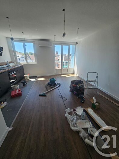 Appartement à louer - Montluçon, Centre-ville, Les Forges - 2 pièces - 1 chambre