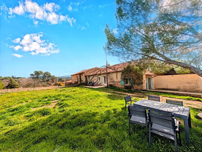 Maison à vendre - Grambois - 5 pièces - 4 chambres