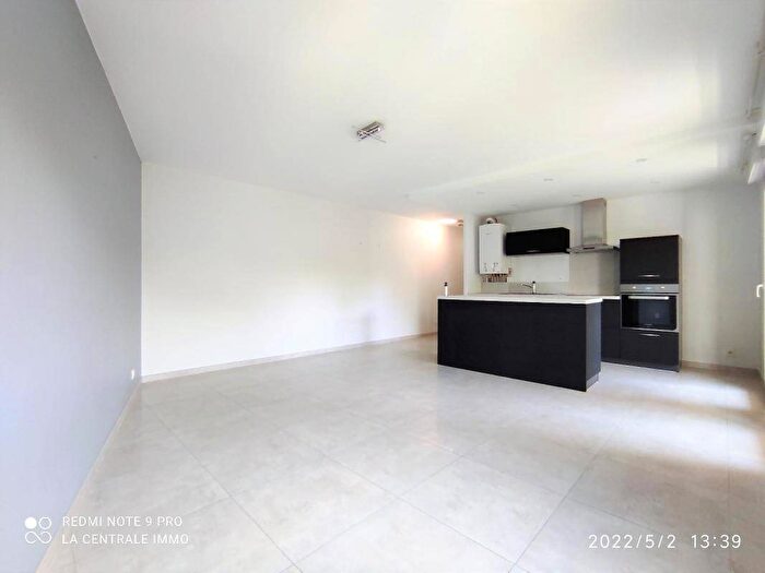 Appartement à louer - Sans Souci-Dauphiné, Lyon ème arrondissement - 3 pièces - 2 chambres