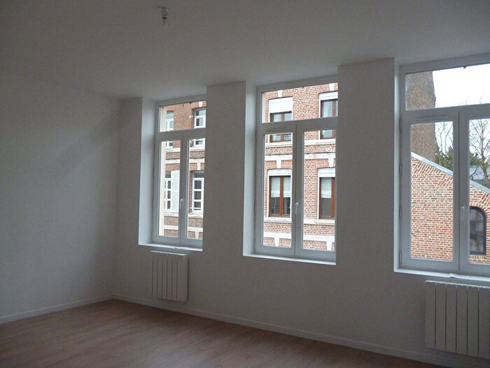 Sainte Anne-Faubourg, Amiens : Appartement 3 pièces à louer