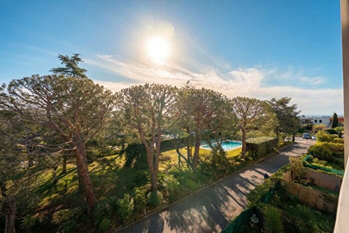 Appartement à vendre - Nice, Saint-Antoine - 3 pièces - 2 chambres