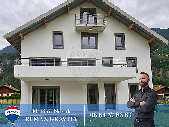 Appartement 5 pièces à La Tour, à vendre