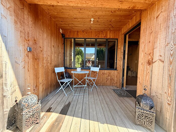 Maison à vendre - Lamothe-Landerron - 6 pièces - 4 chambres