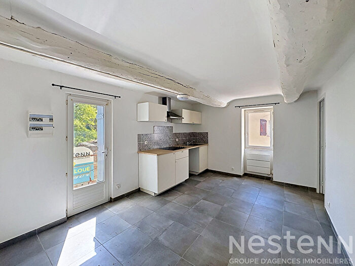 Brue-Auriac : Appartement 2 pièces à louer