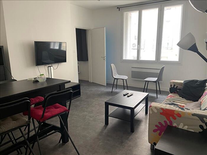 Toulon, Haute-ville : Appartement 3 pièces à louer