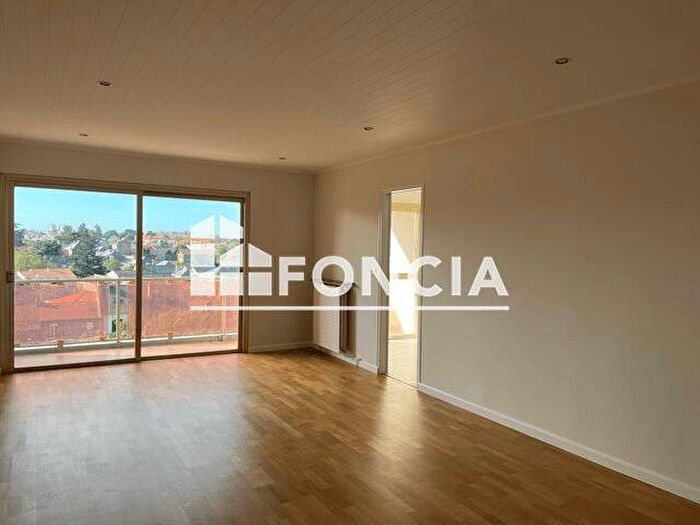 Appartement à louer - Notre-Dame, Cholet - 5 pièces - 4 chambres