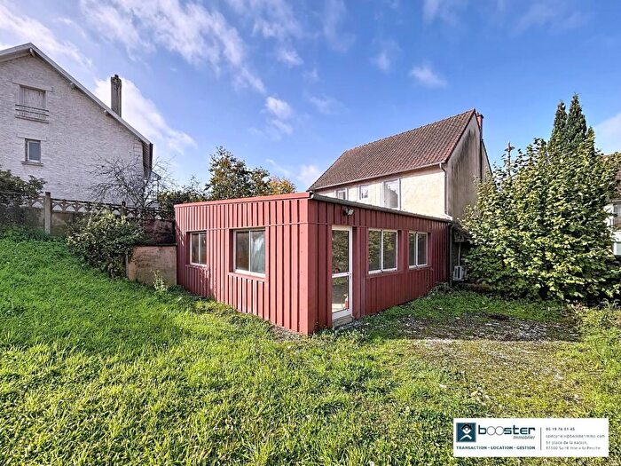 Saint-Yrieix-la-Perche : Maison 6 pièces à vendre