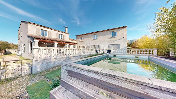 Maison 10 pièces à vendre à Taillades