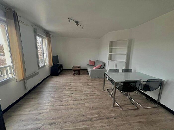 Appartement 2 pièces à Charpennes-Tonkin, Villeurbanne, à louer