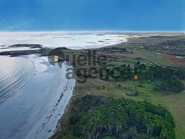 Maison à vendre - Ploudalmézeau - 5 pièces - 4 chambres