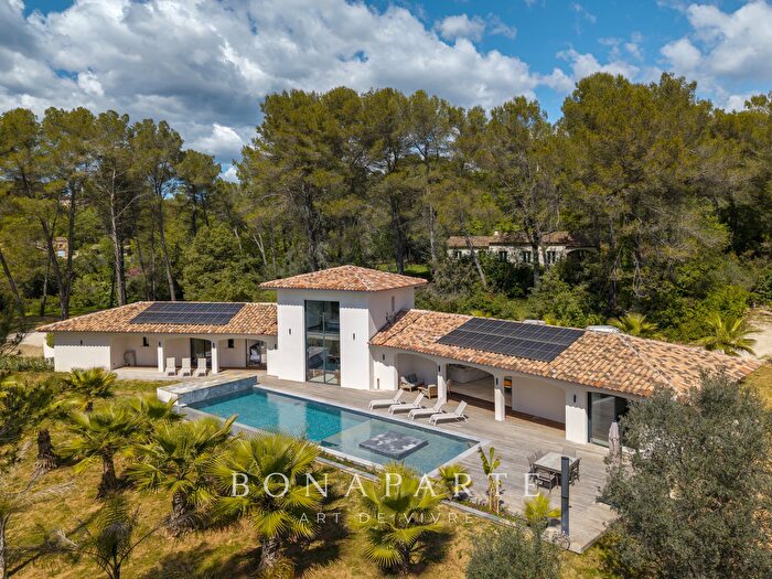 Draguignan, Le Flayosquet, Les Grandes Pièces, Les Selves - Maison 7 pièces à vendre