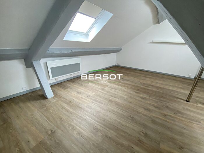 Appartement à louer - Baume-les-Dames - 2 pièces - 1 chambre