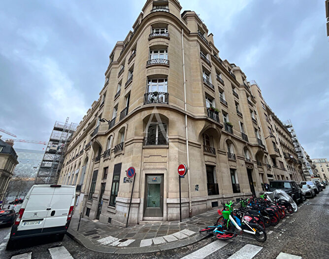 Appartement à vendre - Paris e , Hoche Friedland - 1 pièce
