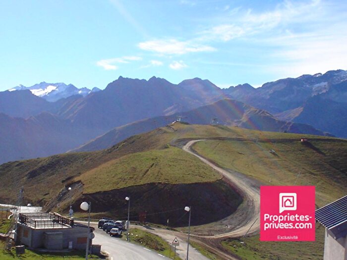 Appartement à vendre - Bagnères-de-Luchon - 4 pièces - 3 chambres