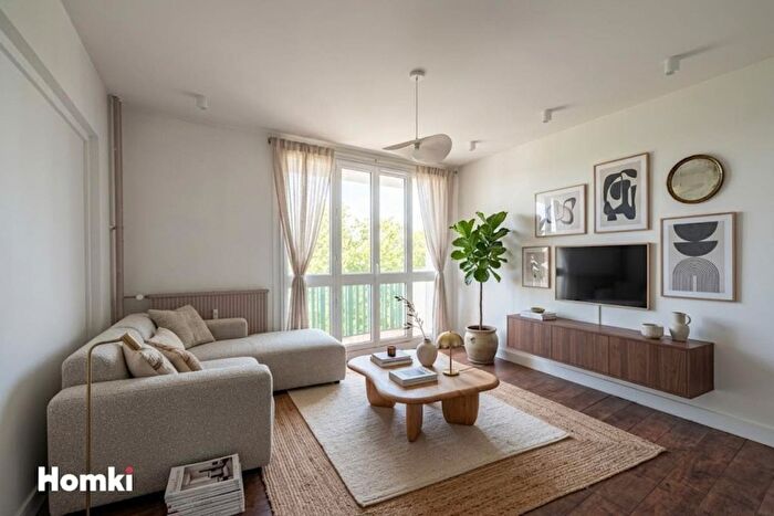 Pierre-Bénite : Appartement 5 pièces à vendre