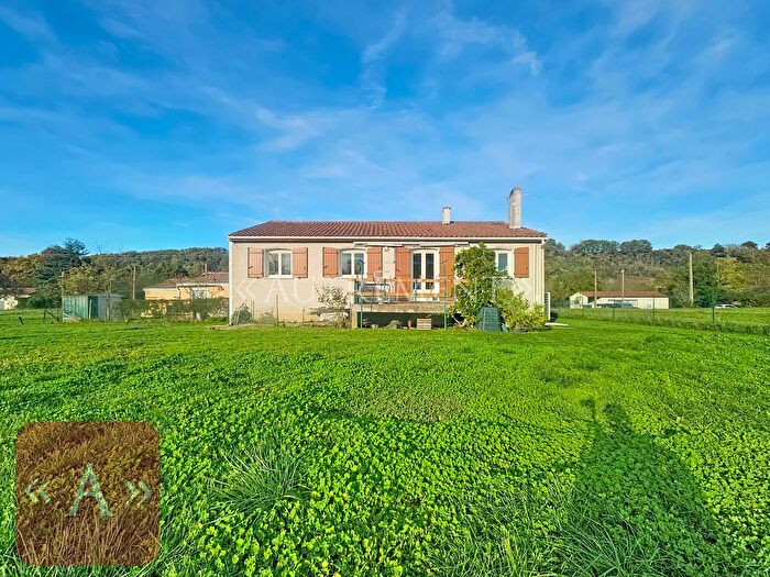 Maison à vendre - Saint-Sulpice-la-Pointe - 5 pièces - 3 chambres