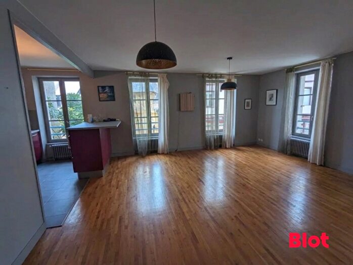 Appartement à vendre - Josselin - 4 pièces - 3 chambres