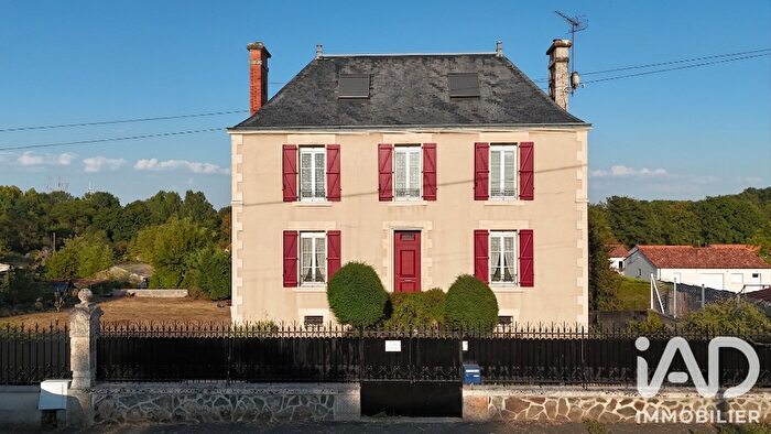 Chantonnay : Maison 9 pièces à vendre