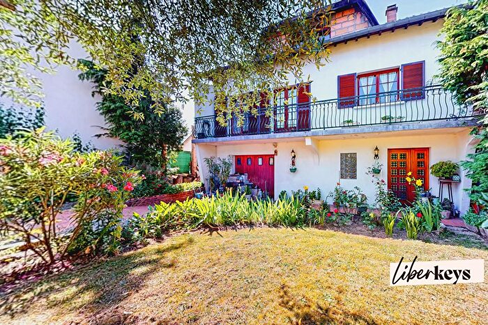 Villepinte, Le Vieux Pays - Maison 8 pièces à vendre