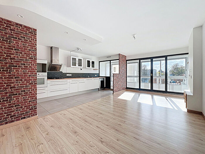 Appartement à vendre - La Roche-sur-Yon, Pyramides, Jean-Yole - 4 pièces - 3 chambres