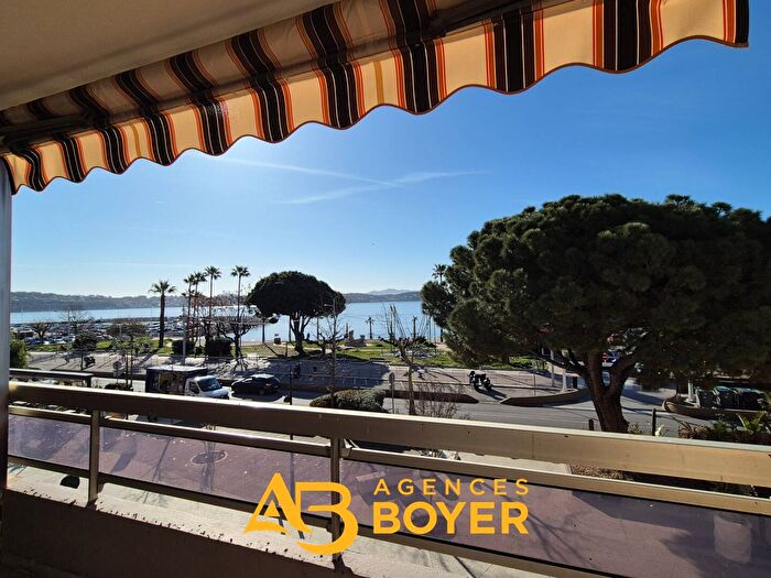 Appartement à louer - La Ville, Bandol - 2 pièces - 1 chambre