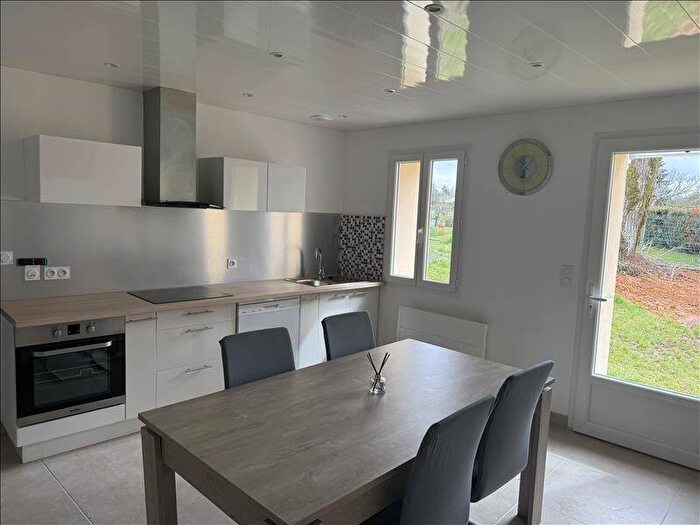 Maison à louer - Souméras - 3 pièces - 2 chambres