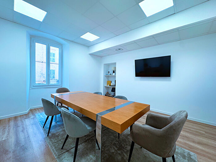 Appartement à vendre - Bastia, Centre-ville, Cardo - 6 pièces - 4 chambres