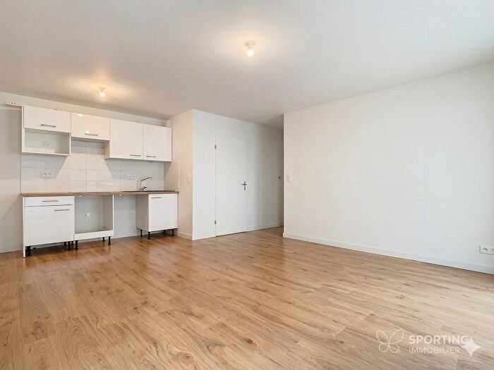 Appartement à louer - Castanet-Tolosan - 3 pièces - 2 chambres