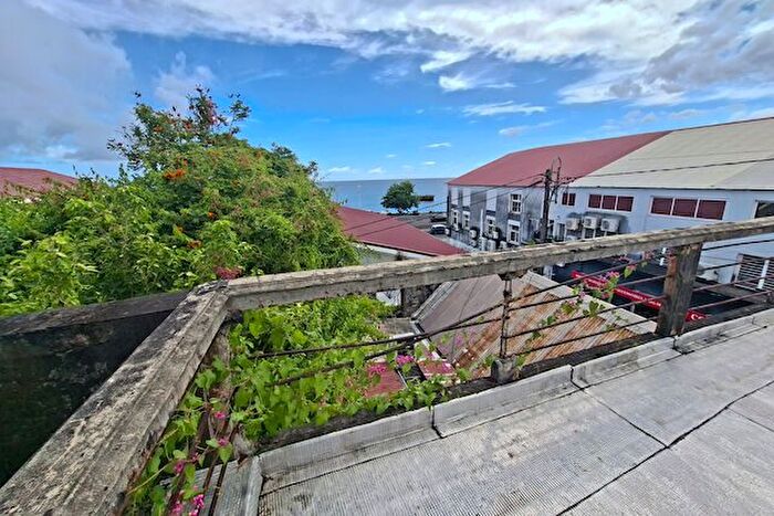 Maison à vendre - Basse-Terre - 4 pièces - 3 chambres