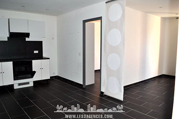 Appartement à vendre - Cogolin, Centre-ville, Subeiran, Pas de Grimaud - 2 pièces - 1 chambre