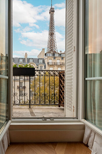 Appartement à vendre - Paris e , Champ de Mars - 5 pièces - 3 chambres