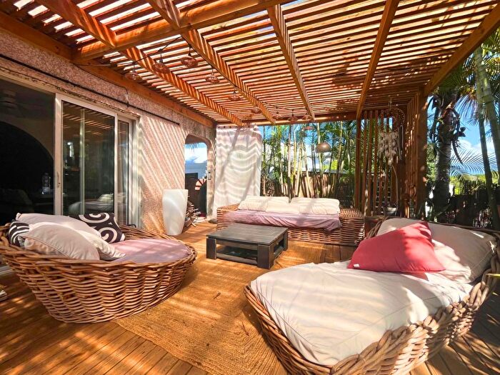 Maison à vendre - Saint-Pierre, LAsile, Bassin Plat, Bassin Martin - 5 pièces - 4 chambres