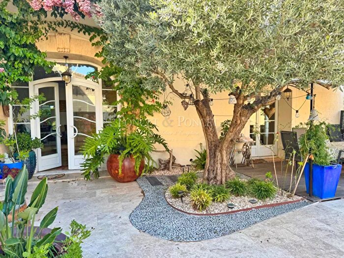 Maison à vendre - Fabrègues - 8 pièces - 6 chambres