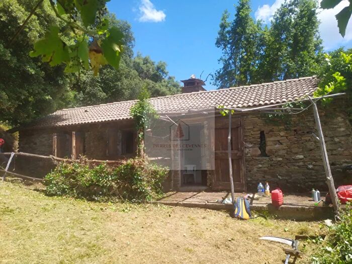 Maison à vendre - Saint-Hilaire-de-Lavit - 2 pièces - 1 chambre