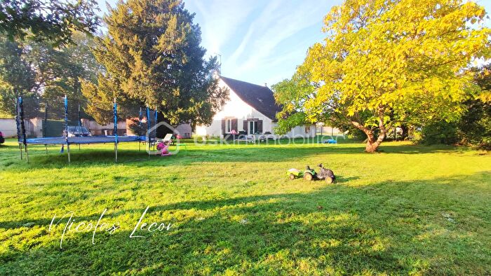 Maison à vendre - Vignoux-sur-Barangeon - 8 pièces - 6 chambres