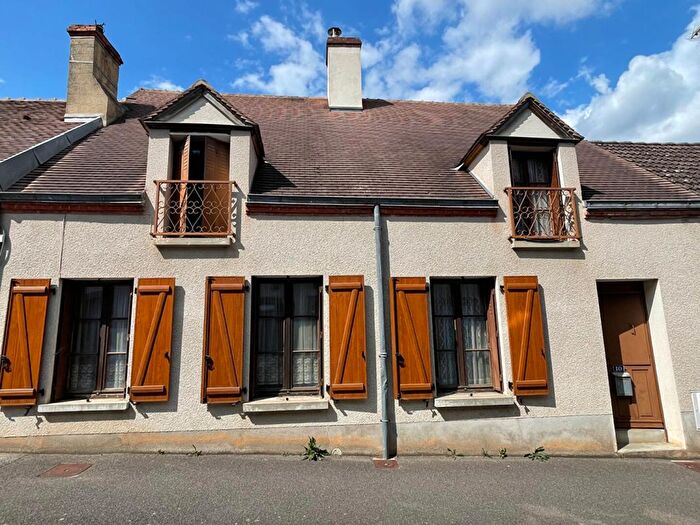Maison à vendre - Nogent-sur-Vernisson - 5 pièces - 2 chambres