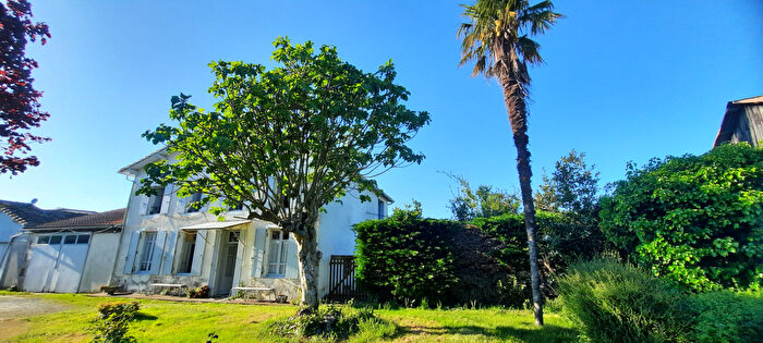 Maison à vendre - Épargnes - 6 pièces - 4 chambres