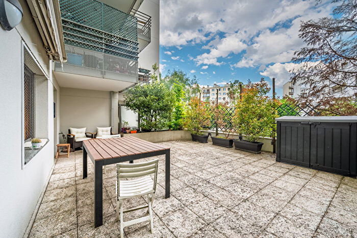 Appartement 4 pièces à vendre - Issy-les-Moulineaux, Les Iles, La Ferme
