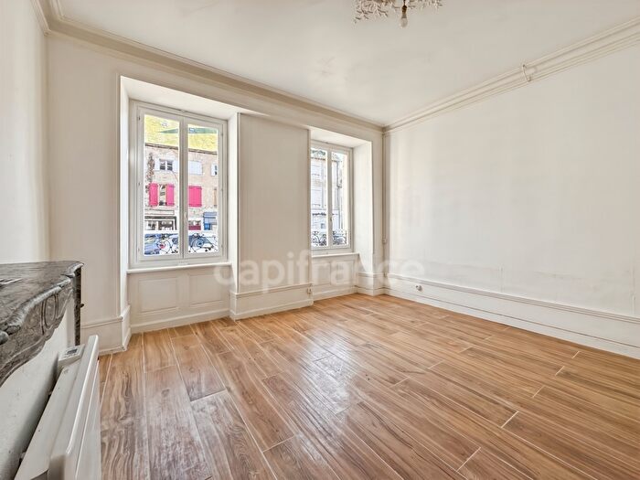 Maison à vendre - Châtillon-en-Bazois - 8 pièces - 4 chambres